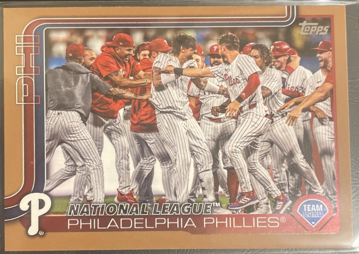 Philadelphia Phillies [Gold] #159 Prices | 2025 Topps | Baseball Cards