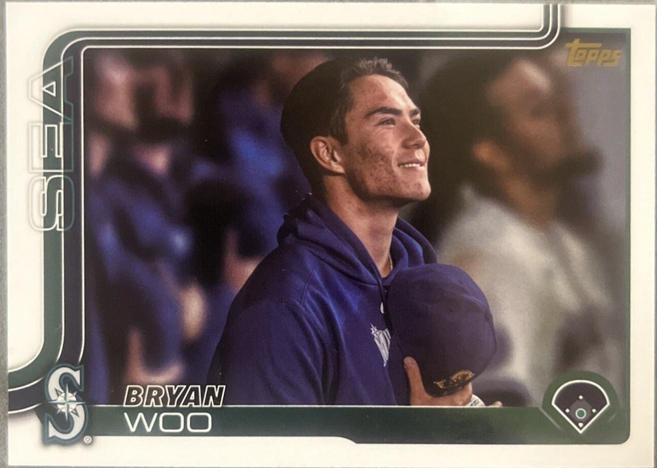 Bryan Woo [Golden Mirror Image Variation] #327 Prices | 2025 Topps ...
