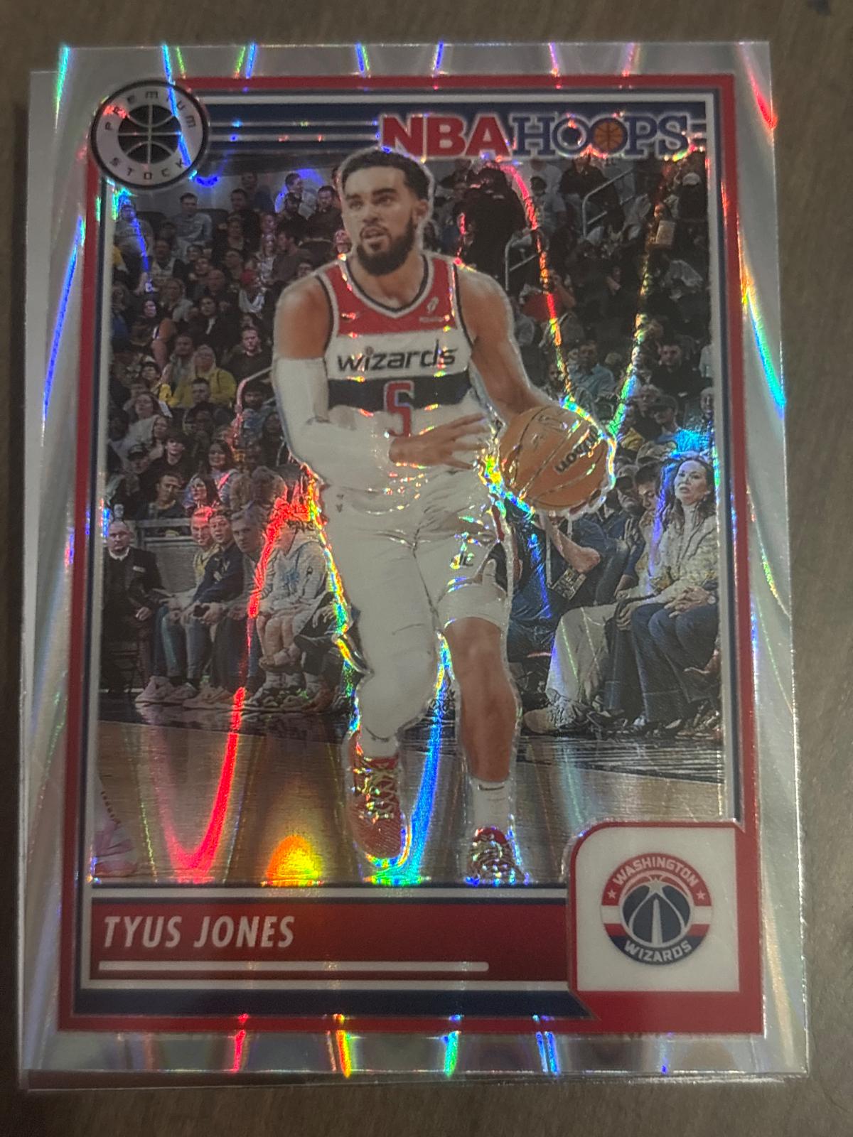 Tyus Jones [Seismic Prizm] #228 Prices | 2023 Panini Hoops Premium ...