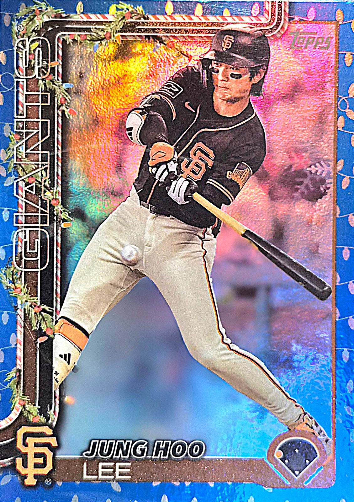 Jung Hoo Lee [Blue Lights] #H128 Prices | 2025 Topps Holiday | Baseball ...