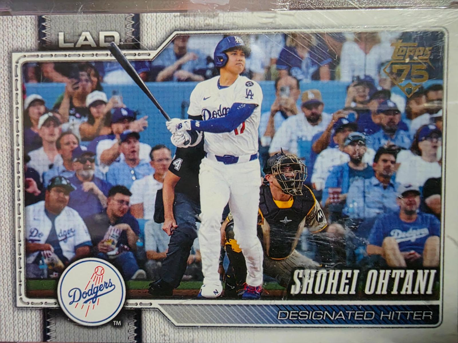 Shohei Ohtani [Golden Mirror Variation] #200 Prices | 2026 Topps ...
