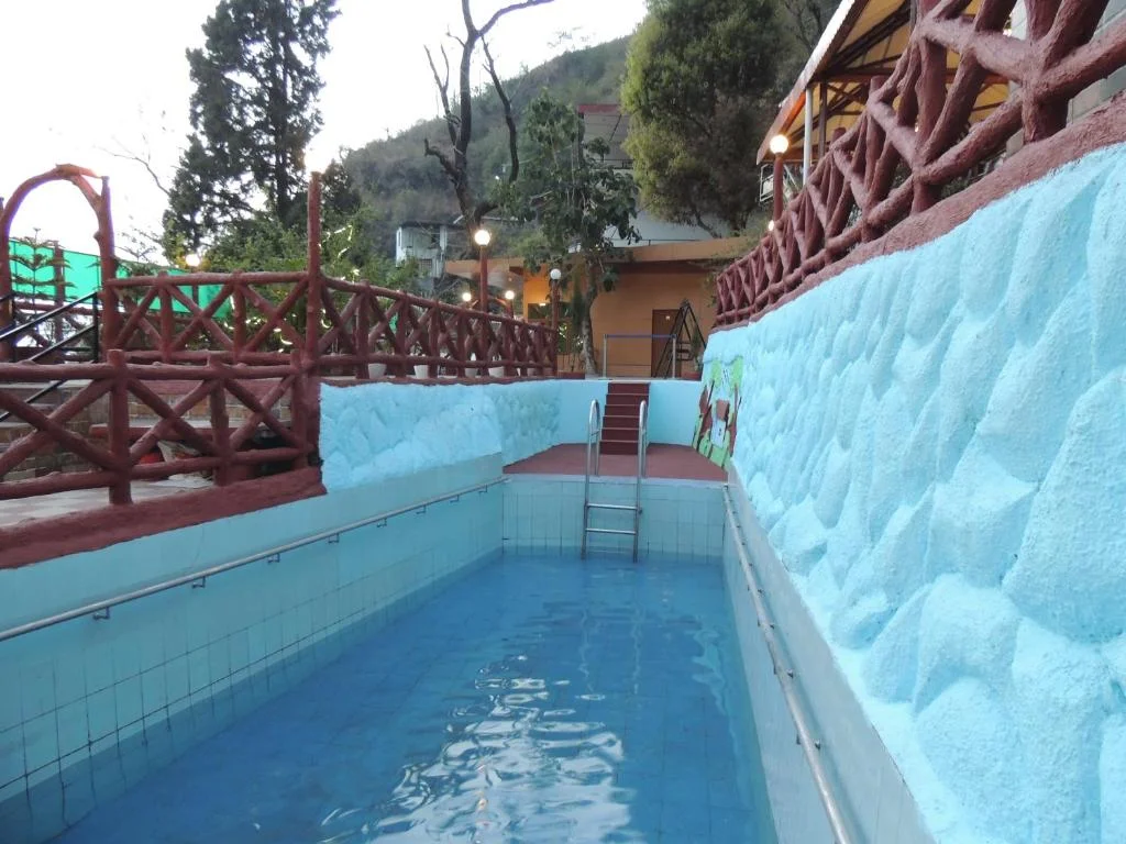 Ceyone Classic Fall Resort in Mussoorie: Discover Serenity