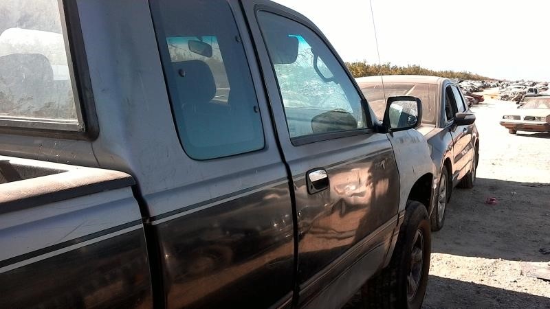 Toyota T100 Rear Bumper Assembly | Used Auto Parts