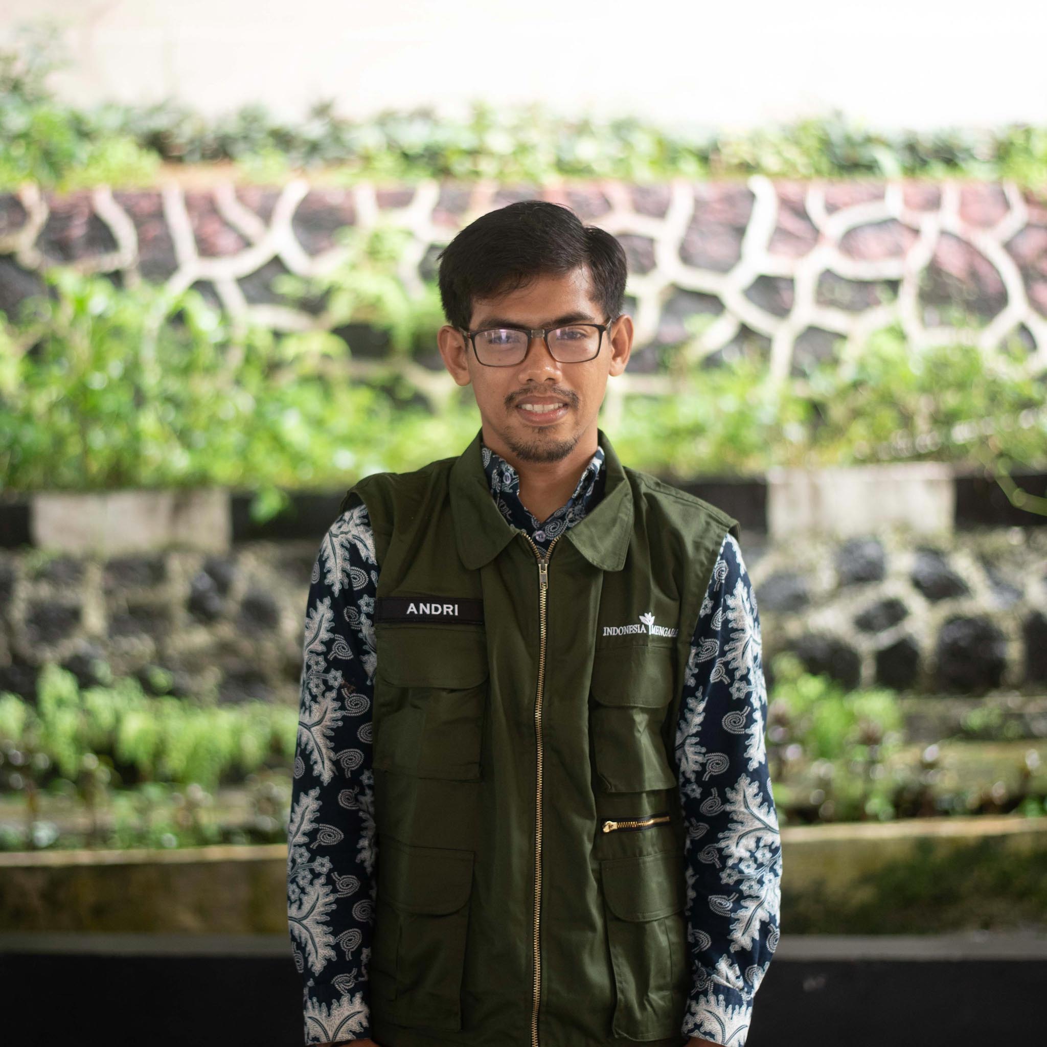 Pengajar Muda Andri Darmawan - Indonesia Mengajar
