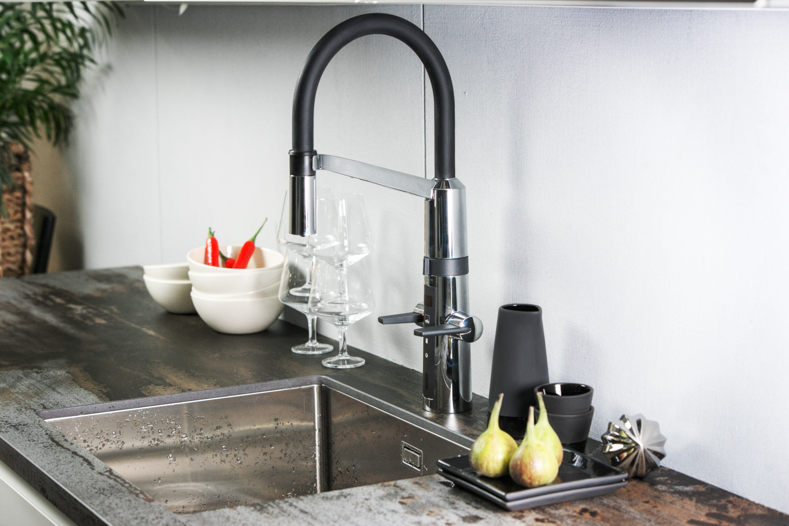 2729F | Keittiöhana, jossa pesukoneventtiili, 230/5 V | Oras Optima ...