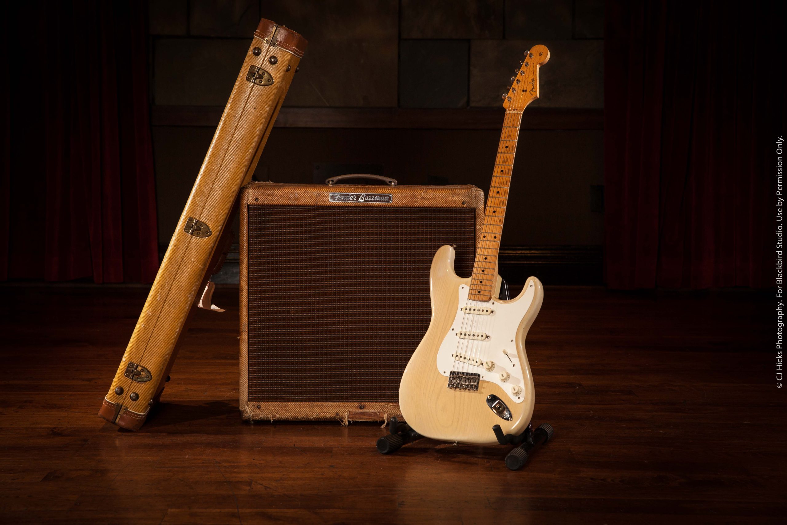 Three Guitars That Changed The World - Inside Blackbird