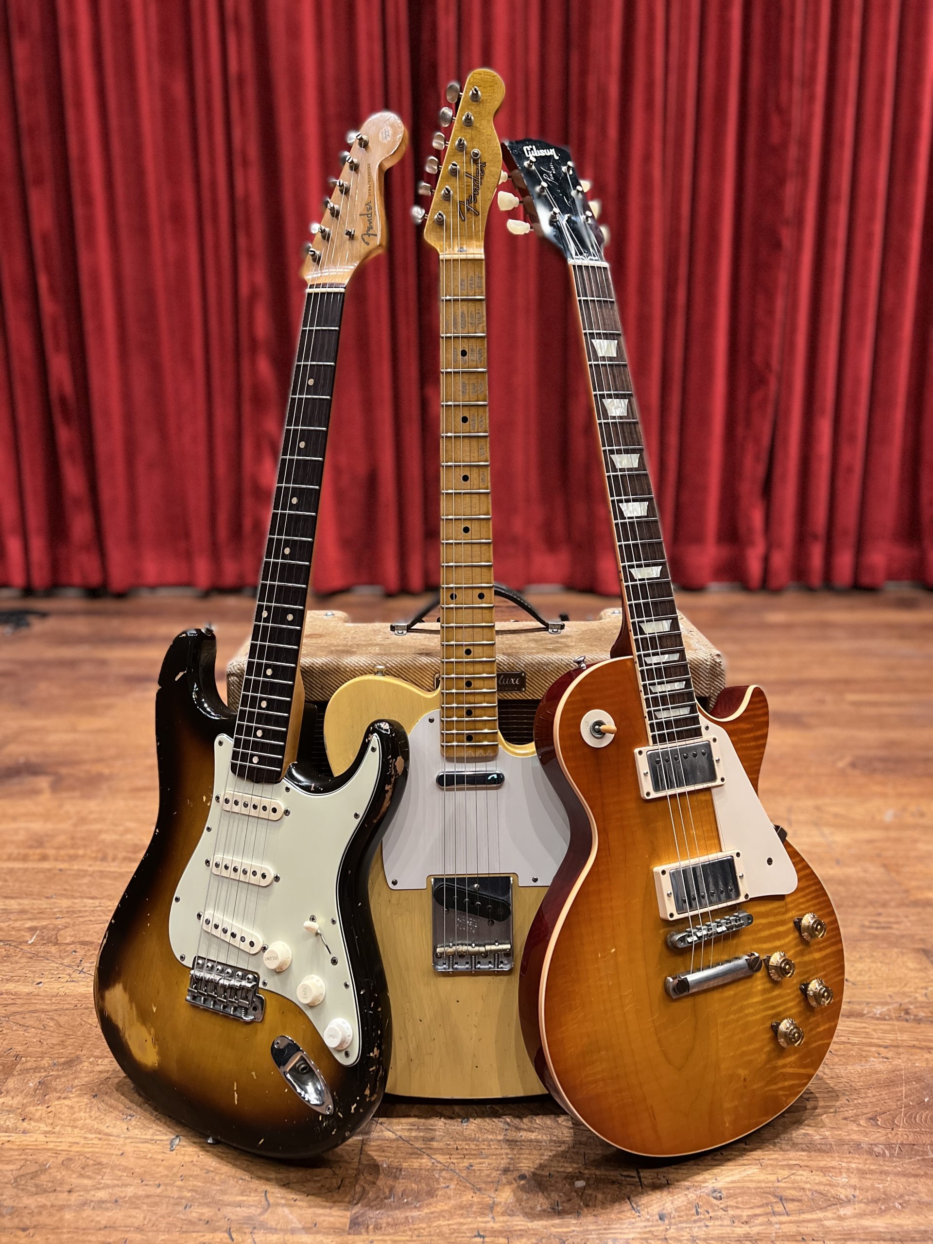 Three Guitars That Changed The World - Inside Blackbird