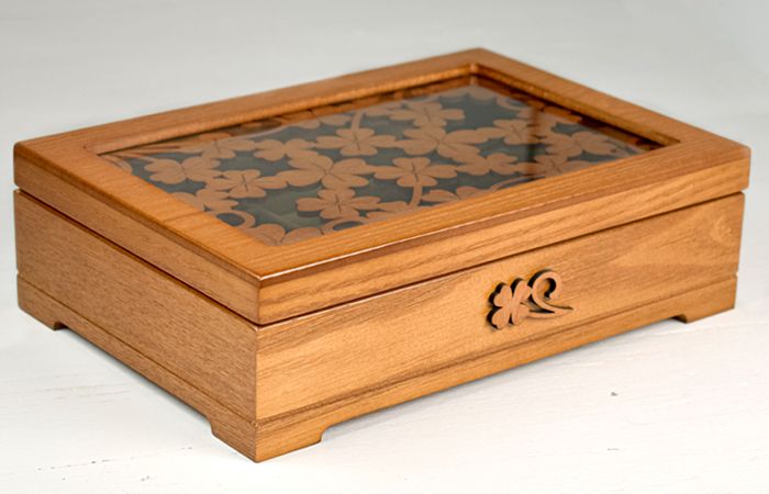 News - Embroidered Panel Display Box – Daisy - Inspirations Studios