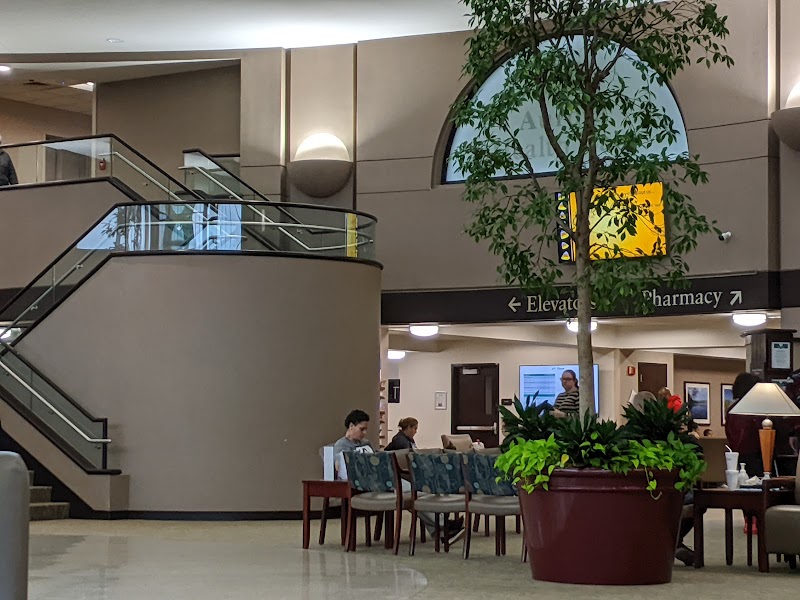 Aurora Medical Center Kenosha | Ivy Clinicians