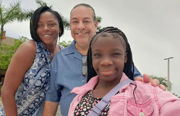 South Florida Teen Overcomes Scoliosis with Spinal Fusion Surgery at ...