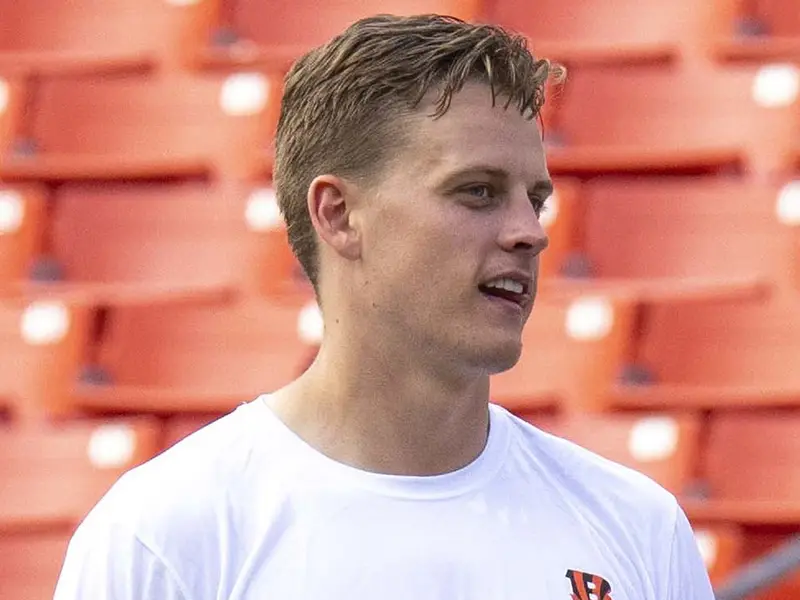 Orthopedic Surgeon Explains Joe Burrow’s Grade 3 Turf Toe Injury ...