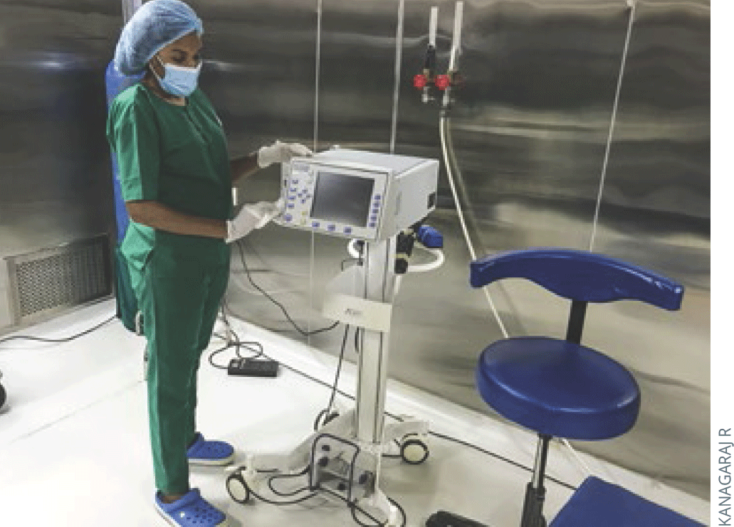Cleaning the operating theatre | Community Eye Health Journal