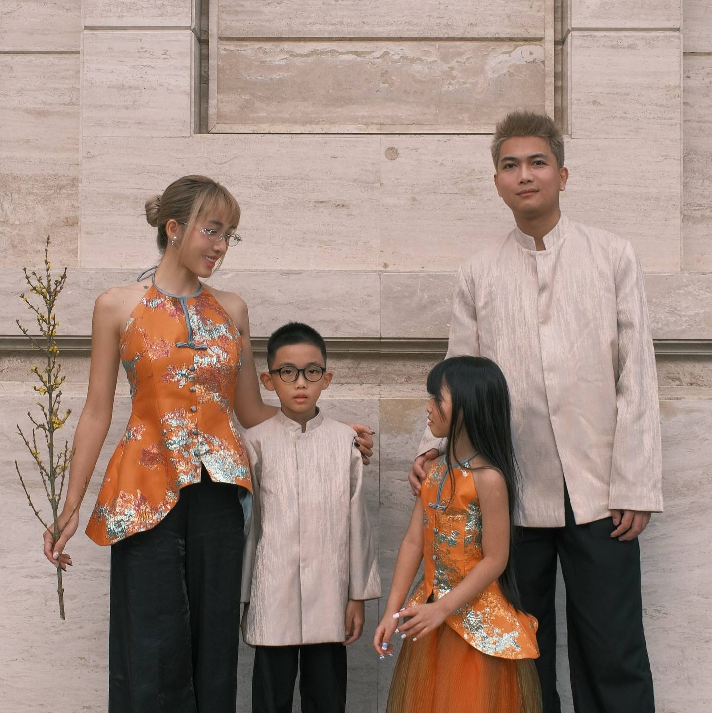 BIGDADDY x EMILY (@bigly.official) | Joyme