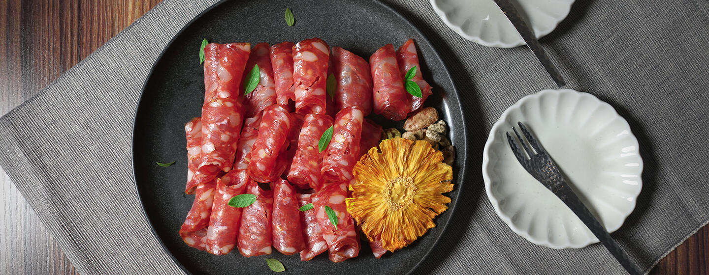 【台北│HALF CUP 半杯】午後3點營業的茶酒沙龍，融合茶、咖啡、甜點和調酒的療癒綠洲。 - Joymap 享樂地圖