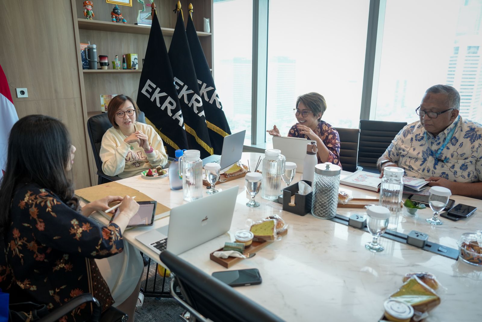 Kementerian Ekraf Dorong Karya Penulis Indonesia Bernilai Tambah dan Berdaya Saing - Kemenekraf ...