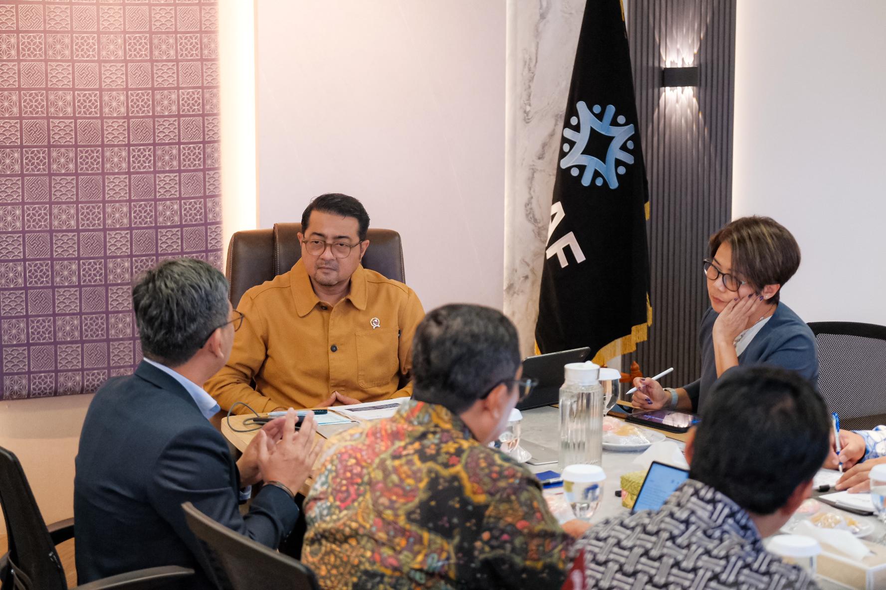 Menekraf Siap Berkolaborasi dengan IKAPI untuk Mendorong Industri ...