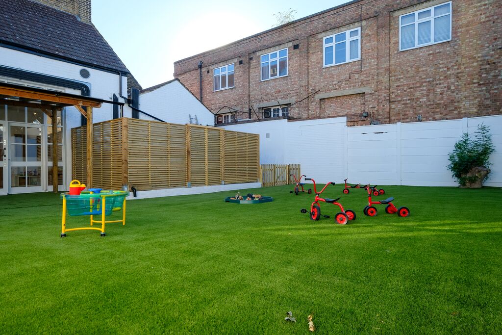 Kido International Day Nursery & Preschool, London (UK)