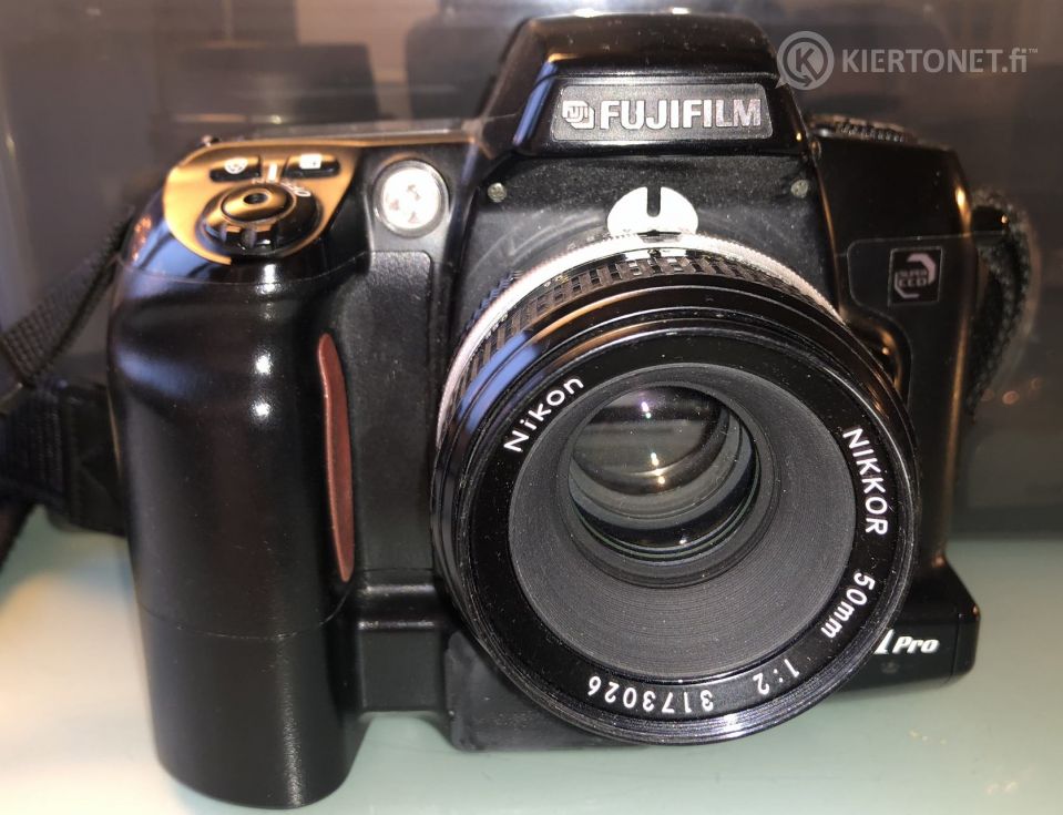 FUJIFILM (Nikon) FinePix S1 Pro Digital kamera & Nikkor 50mm – Kiertonet.fi
