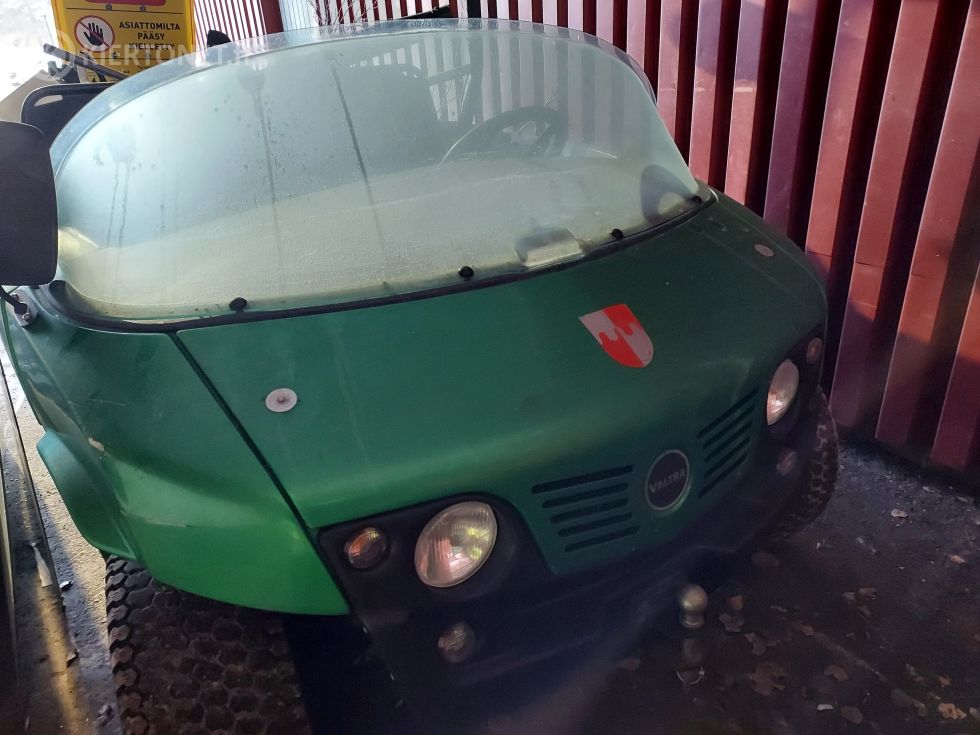 Lavatraktori, Valtra J20D-2, 2005, Diesel – Kiertonet.fi