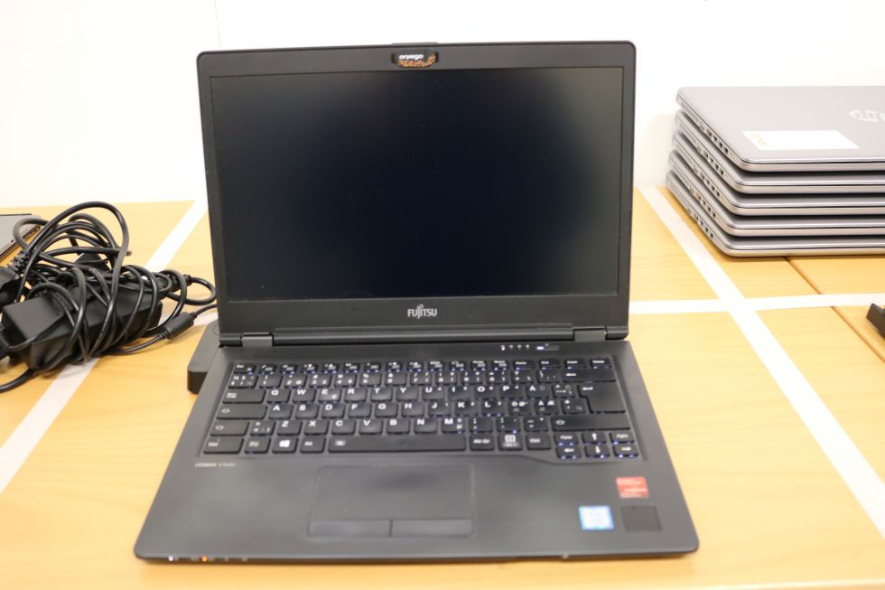 Fujitsu Lifebook U747 kannettava tietokone (nro 33.) – Kiertonet.fi