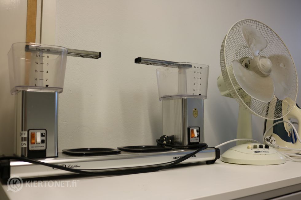 Moccamaster keitin , tuuletin , silitysrauta (nro 13.) Ap.034A Uusitalo ...