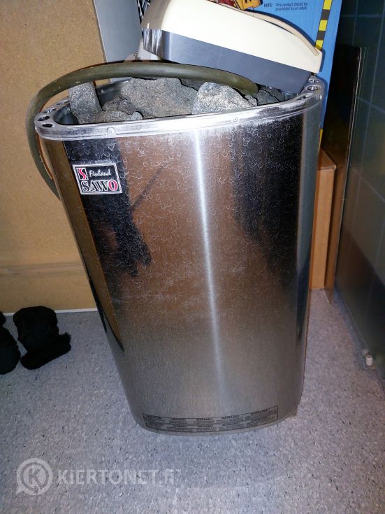 Sawo kiuas ja ulkoinen Harvian keskus, ollut vanhainkodin käytössä ...