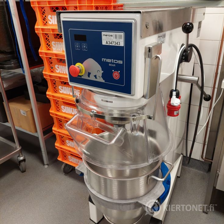 Yleiskone Metos Karhu – Kiertonet.fi