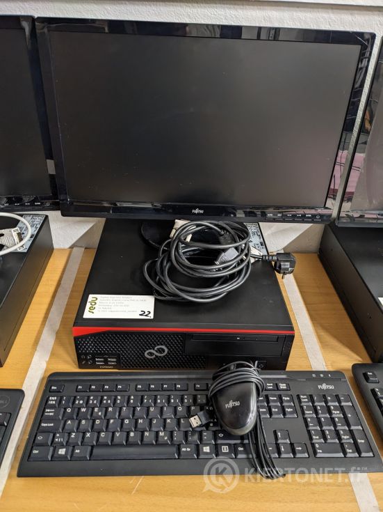 Fujitsu Esprimo D556/2 tietokone oheislaitteineen (nro 22.) – Kiertonet.fi