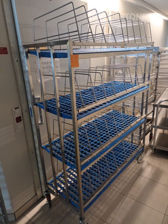 Rosteri Säilytyskärry Gn-vuokien kansille – Kiertonet.fi