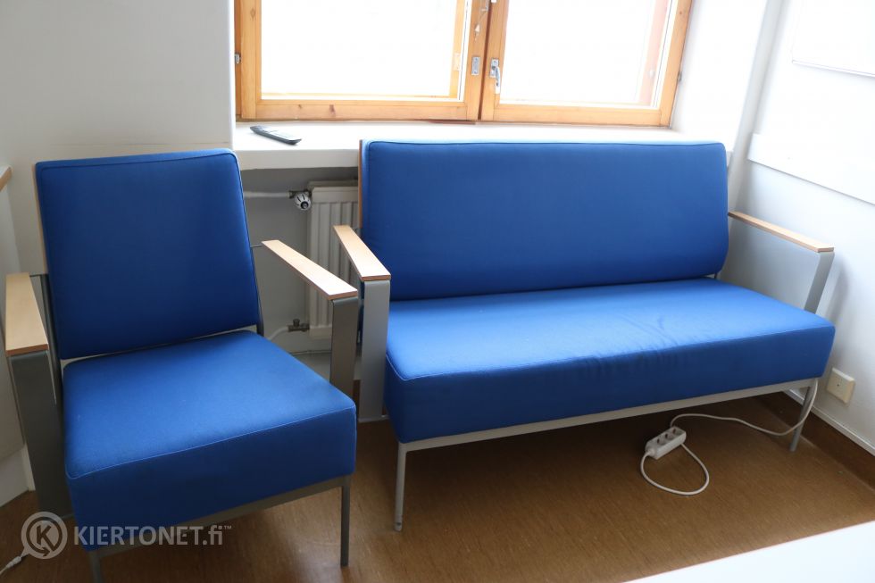 Sohva + nojatuoli (nro 422.) V24.17 – Kiertonet.fi