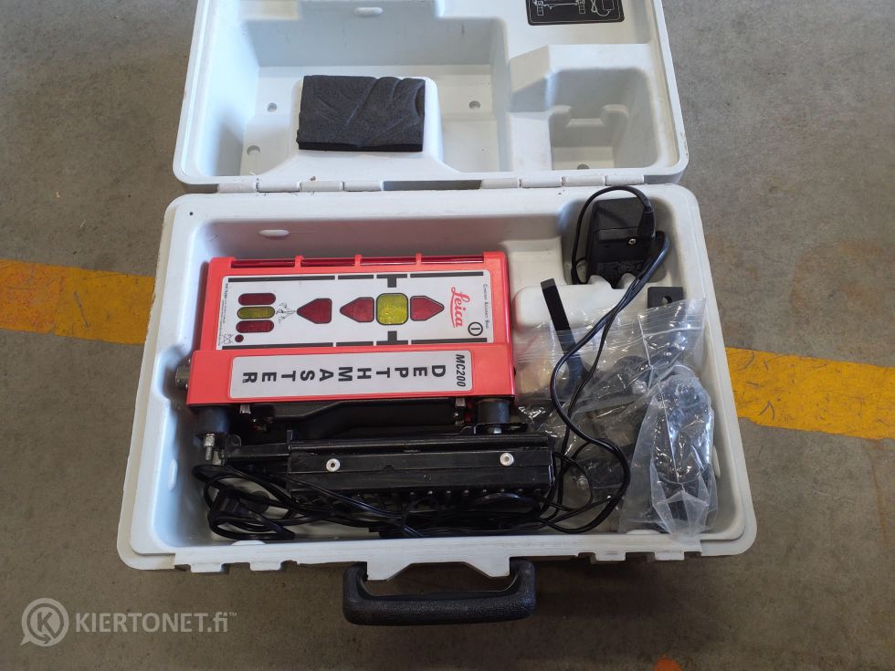 Koneen ohjausanturi Leica MC200 Depthmaster – Kiertonet.fi