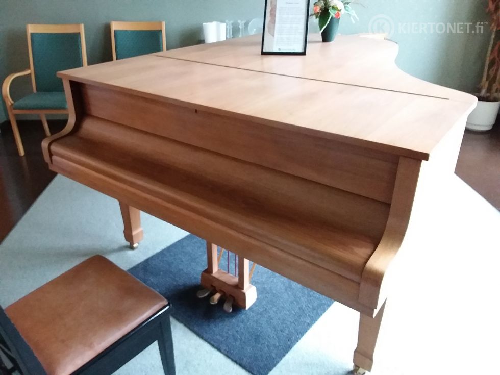 Blüthnee flyygeli – Kiertonet.fi