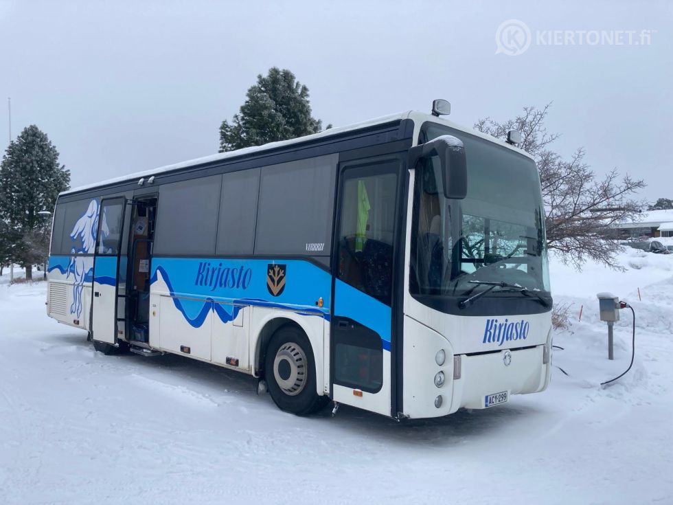 Iveco N3 kuorma-auto / kirjastoauto, 2006 – Kiertonet.fi