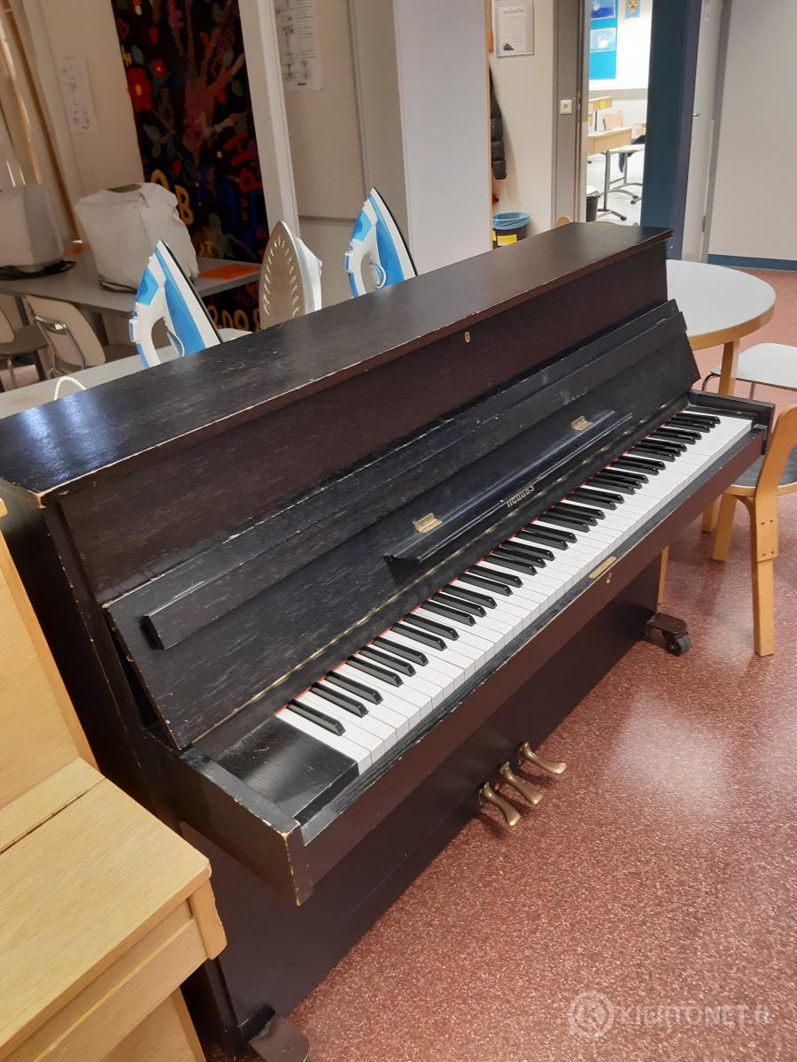 Hellas piano – Kiertonet.fi