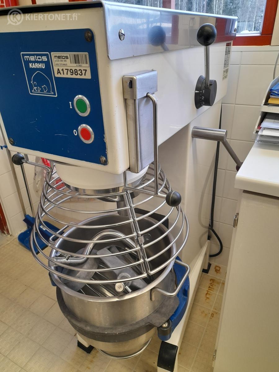 Yleiskone Metos AR-30 BEAR vuosi 2000 – Kiertonet.fi