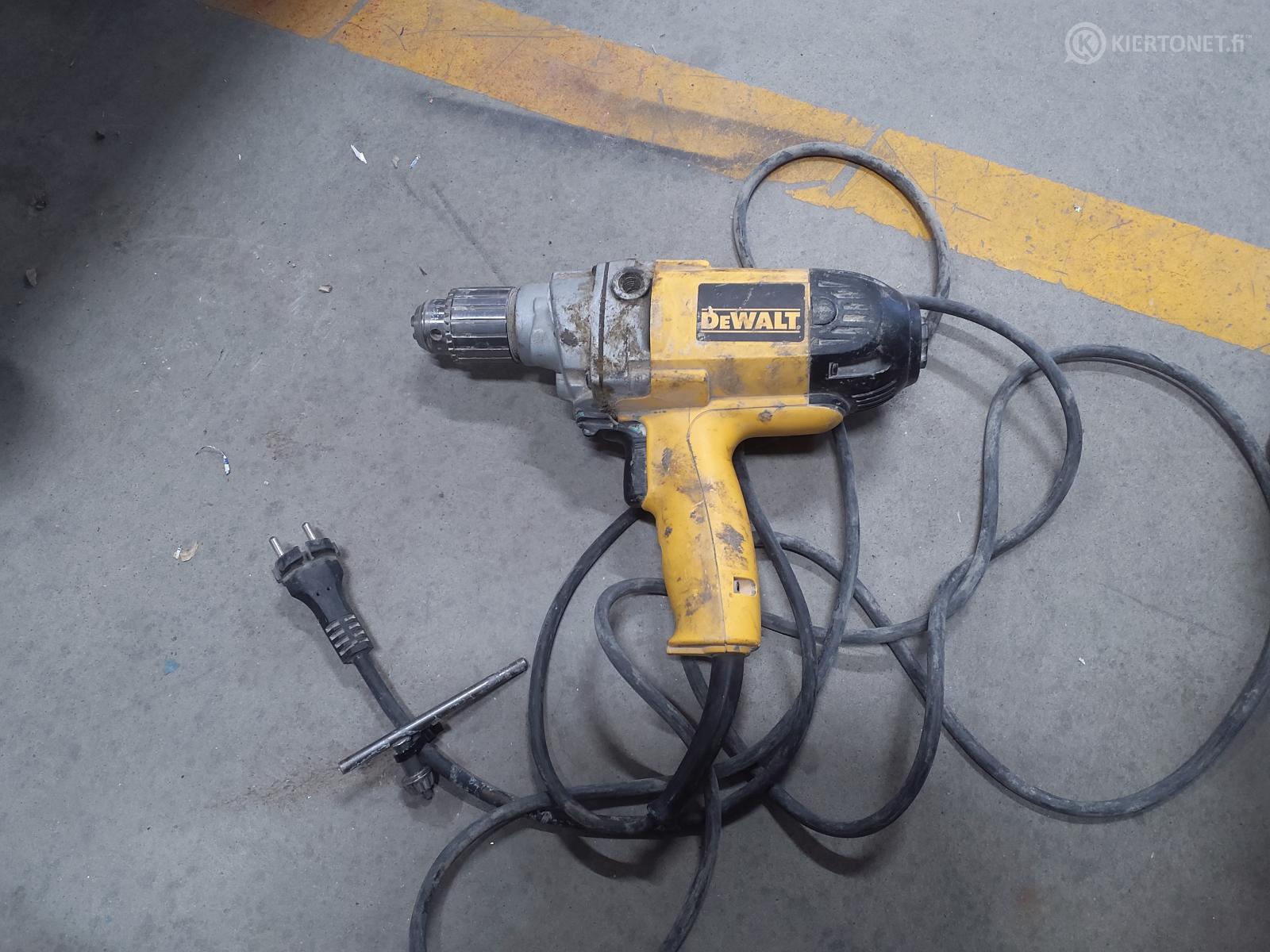 Porakone DeWalt D21520 QS – Kiertonet.fi