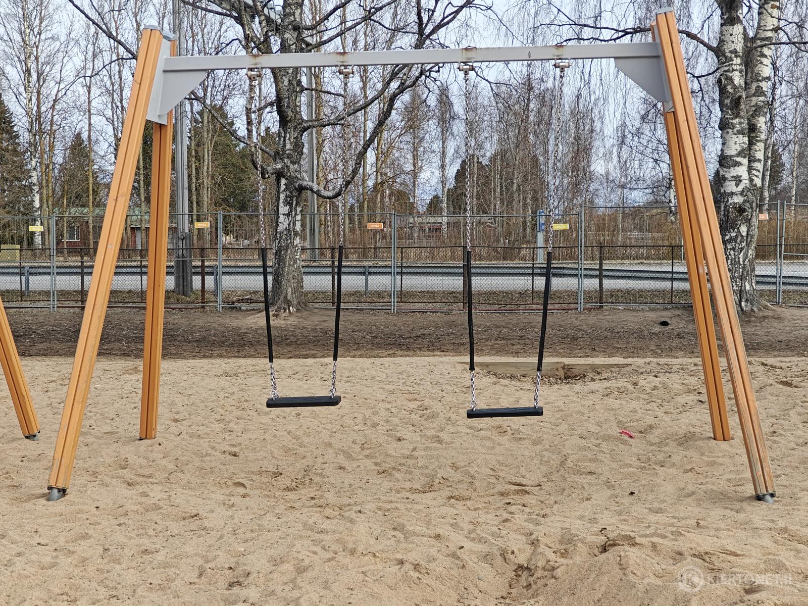 Keinu kahdelle – Kiertonet.fi