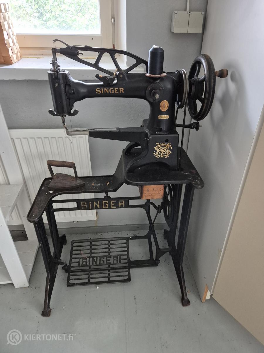 Wanha Singer ompelukone (nro 1) tila Keramiikka H 1 – Kiertonet.fi