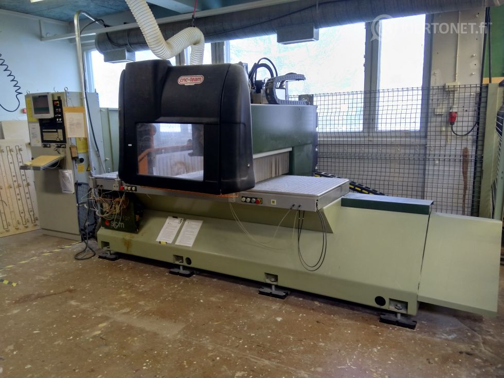 3-Akselinen CNC kone SCM Record 120 – Kiertonet.fi