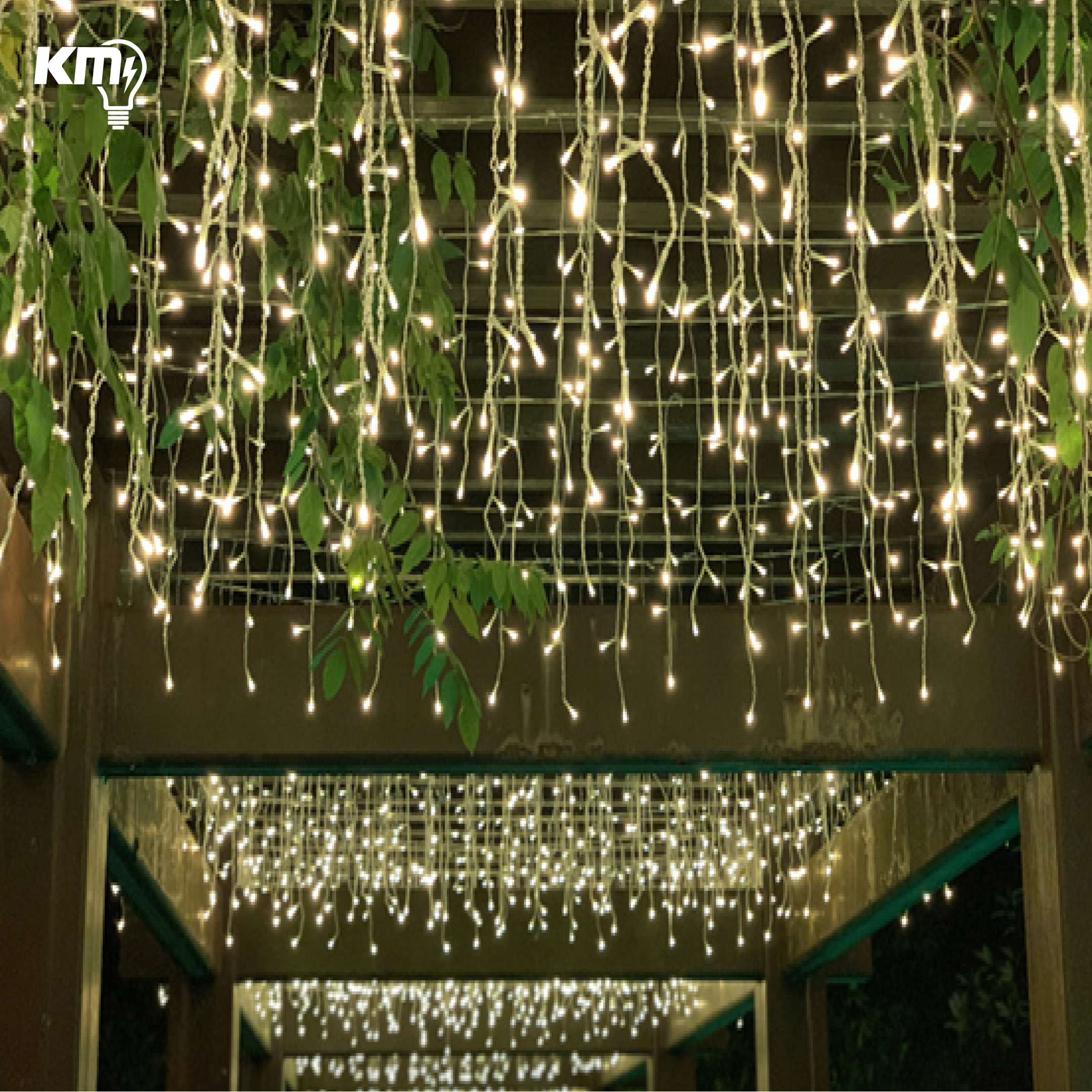 KM Lighting - 220V Christmas Festival String Lights - Curtain / Icicle ...