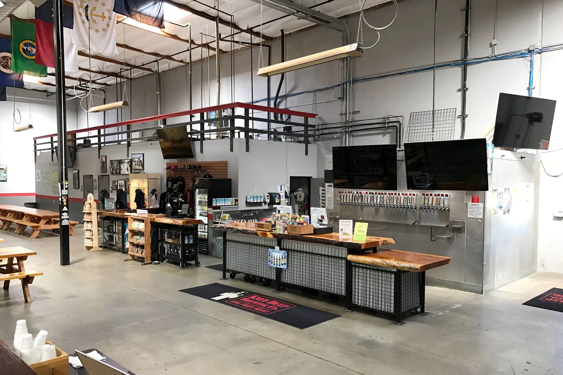 Knee Deep Brewing Co. | Craft Beer in Auburn, CA