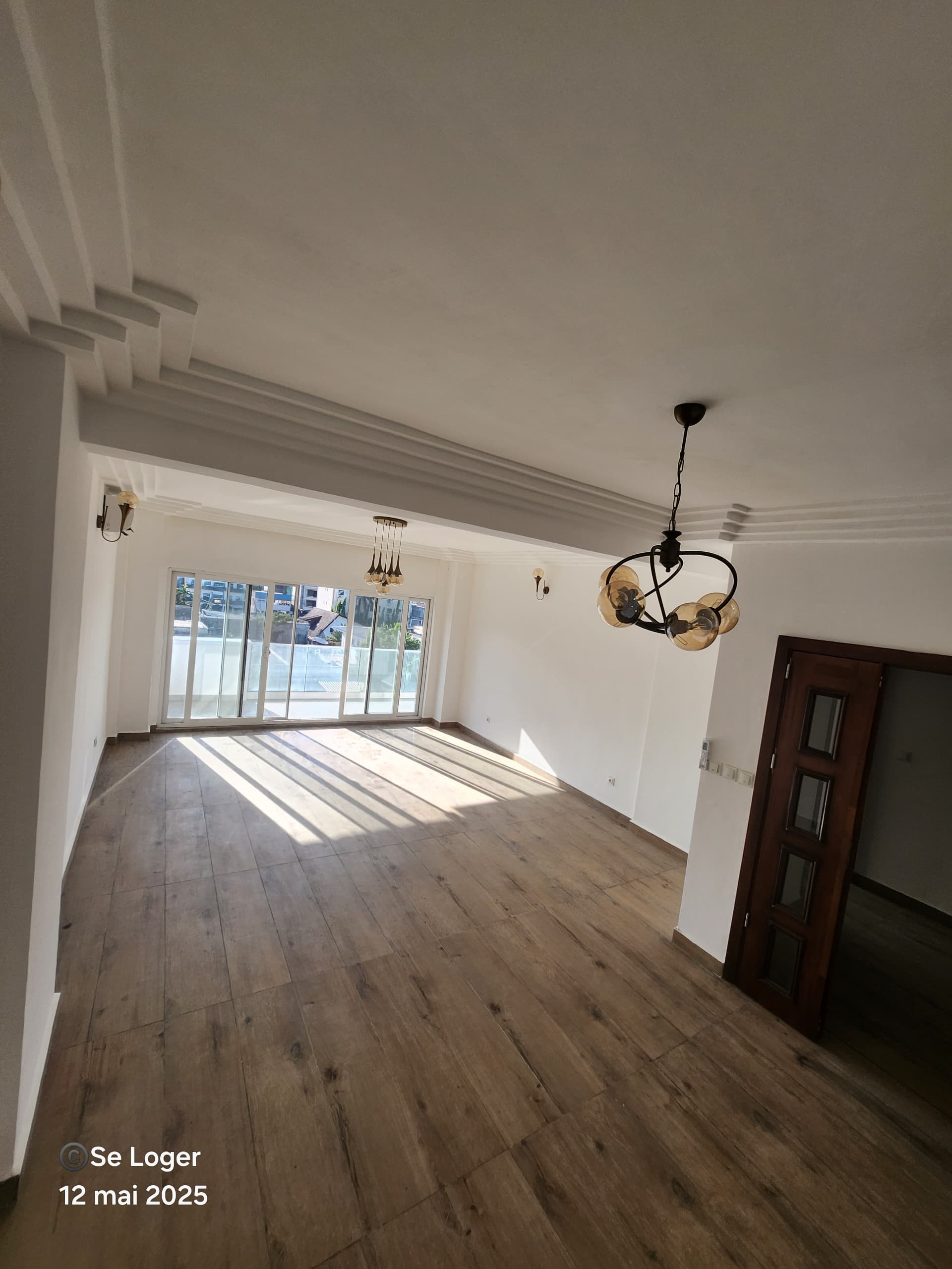 Apartment to rent at Douala, Bonapriso - 2 bedrooms - 1 500 000 FCFA