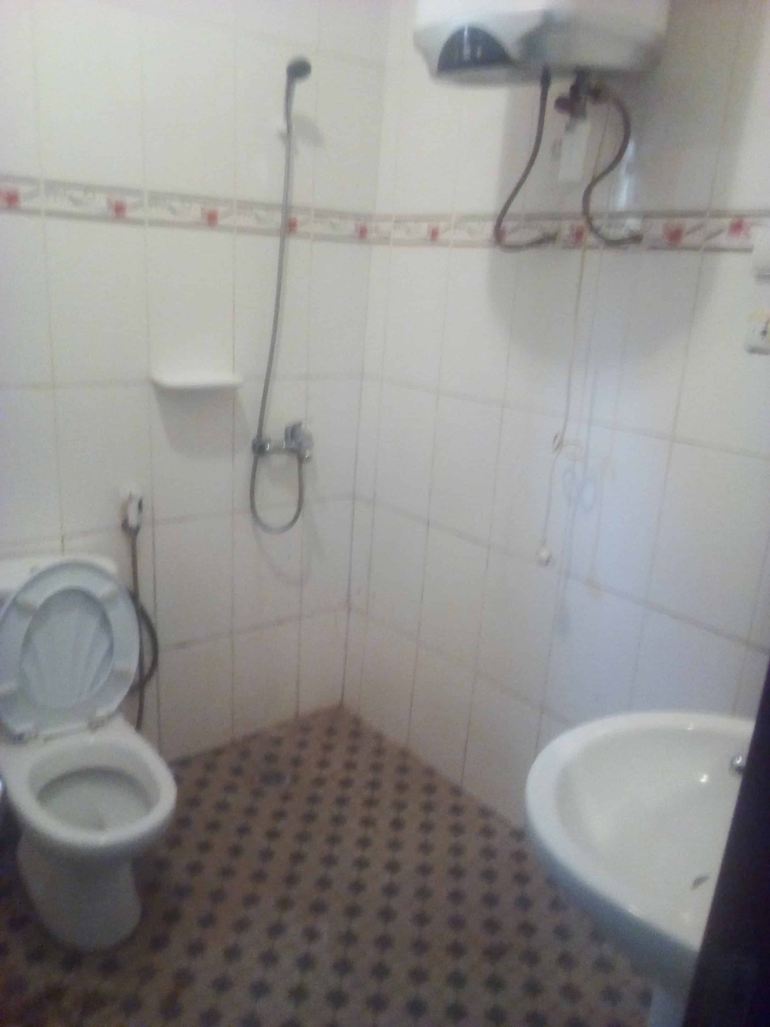 House (Villa) to rent at Yaoundé, Bastos - 5 bedrooms - 3 500 000 FCFA