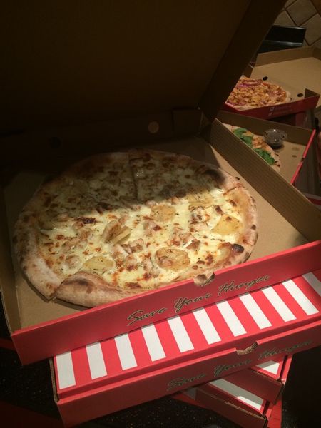 Let's Pizza - Ar Rabwah restaurant in Riyadh | KSARestaurant - discover ...