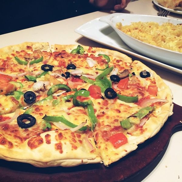 Pizza Inn - Al Andalus restaurant in Riyadh | KSARestaurant - discover ...
