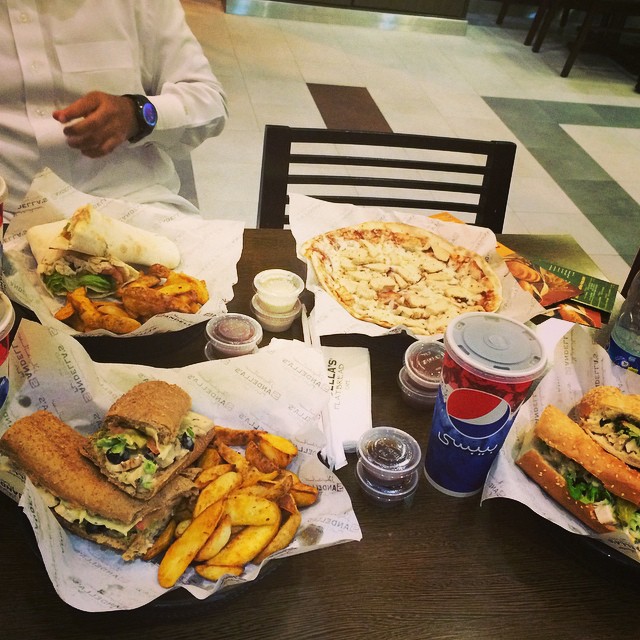 Sandella's Flatbread - Aqrabiy.. restaurant in Khobar | KSARestaurant ...