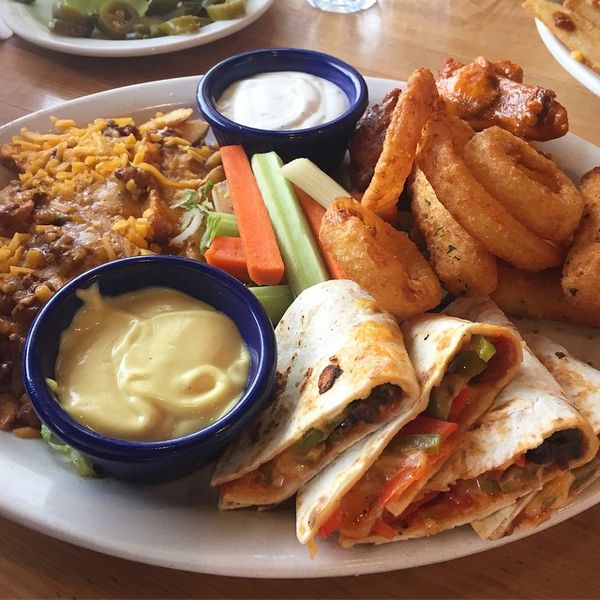 Fuddruckers - Al Hamra restaurant in Riyadh | KSARestaurant - discover ...