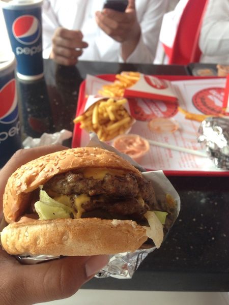 Burgerizzr - Uthman Ibn Affan .. restaurant in Riyadh | KSARestaurant ...