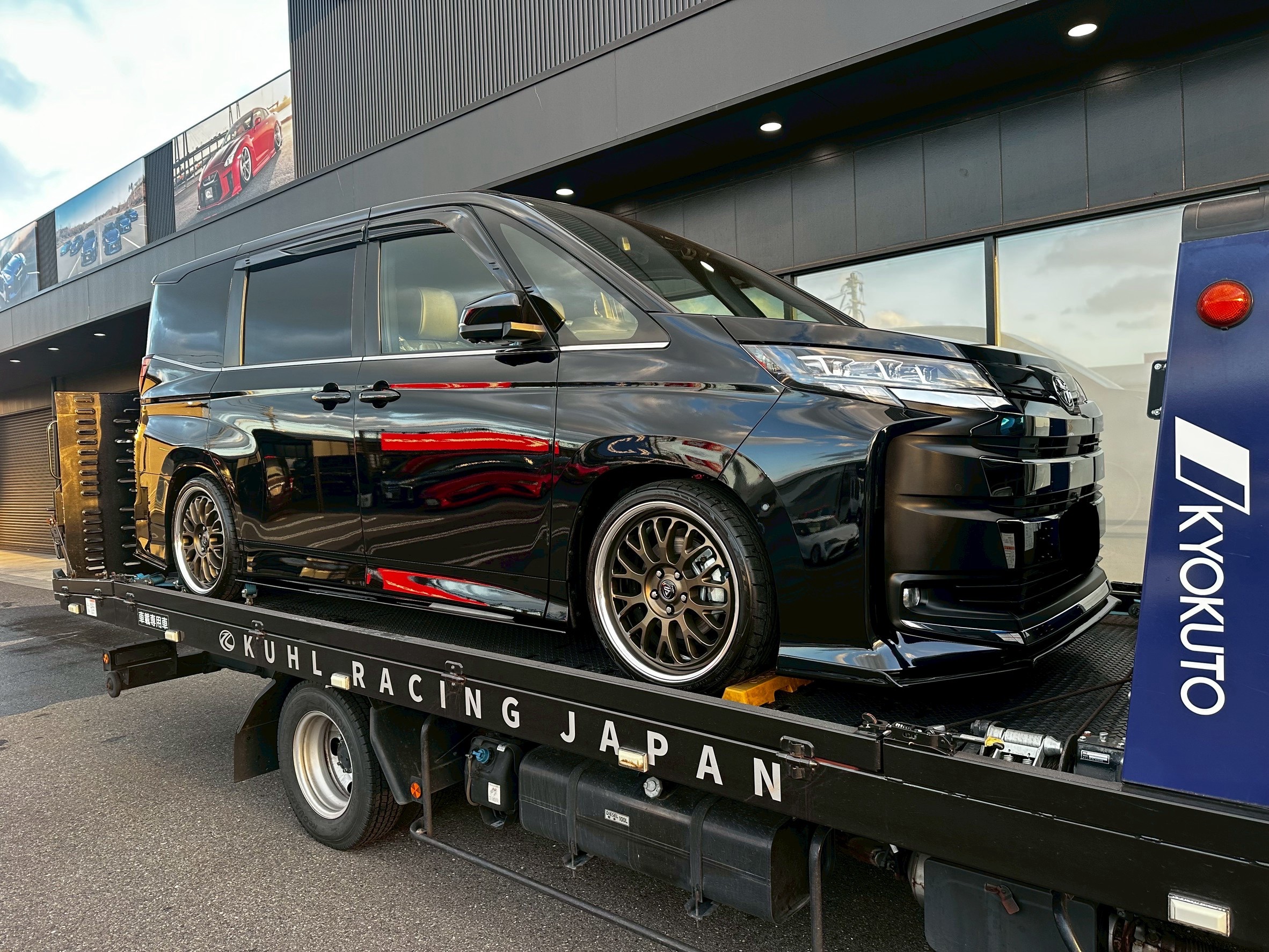 ご自宅納車紹介！ 東京オートサロン2026 デモカー19台展示！ KUHL×ADMIRATION ｜ KUHL(クール)