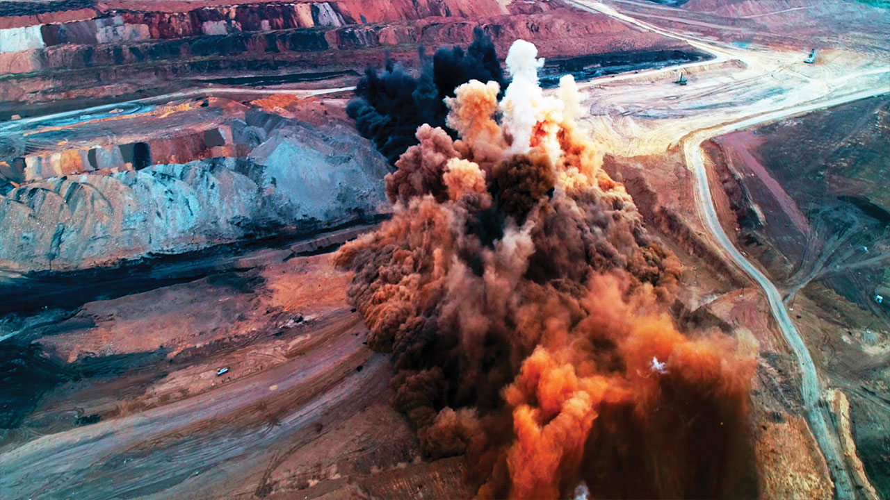 Bleeding Gold | Labocine